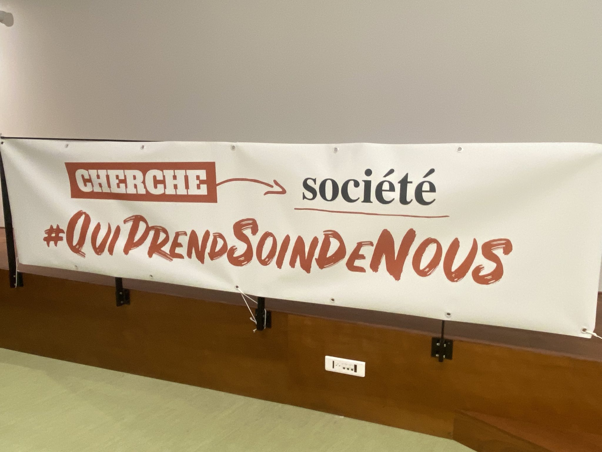 CRISE DES METIERS DE L'HUMAIN MOBILISATION CONFERENCE OUVERTE - IRTS DE ...